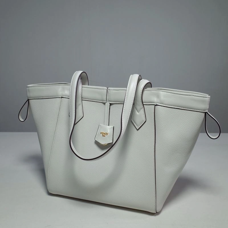 Accurate model Fendi Bucket Bags