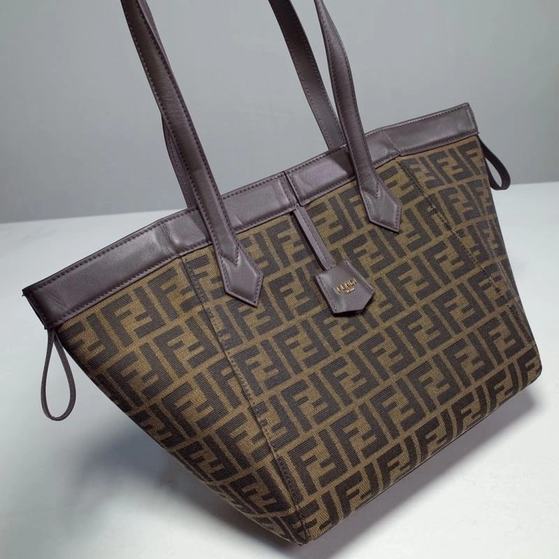 Low-cost Fendi Bucket Bags