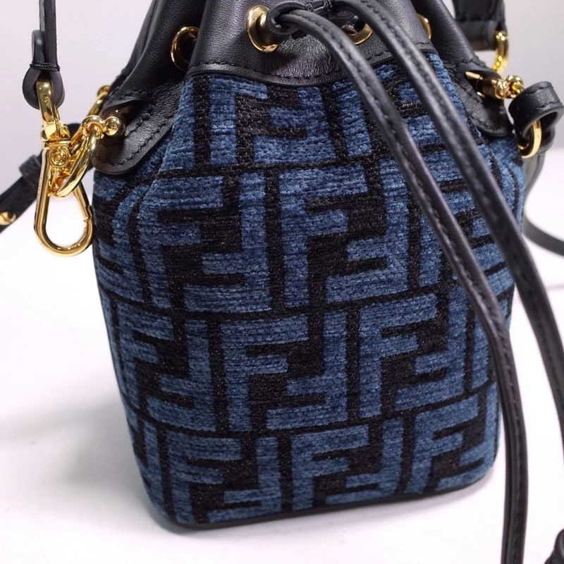 Accurate model Fendi Bucket Bags