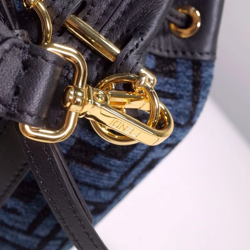 Accurate model Fendi Bucket Bags