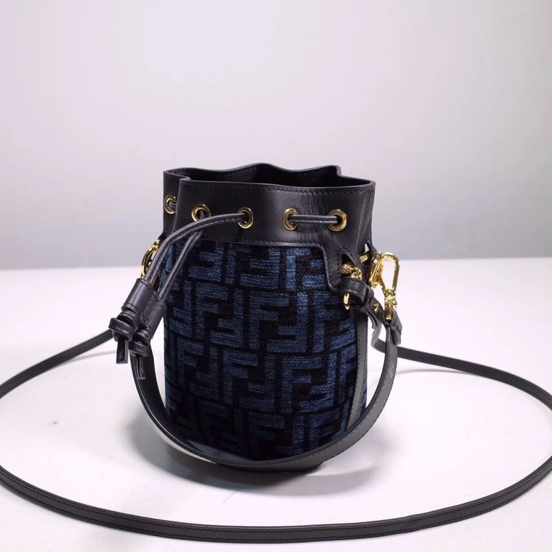 Accurate model Fendi Bucket Bags