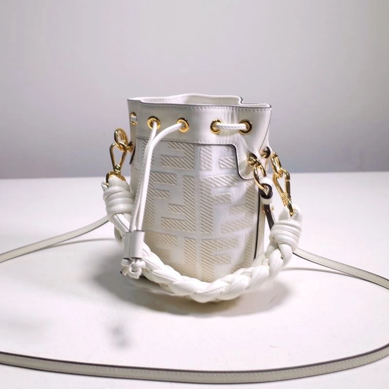 Top mirror Fendi Bucket Bags