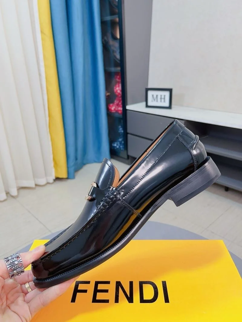 Value-priced Fendi Business Shoes