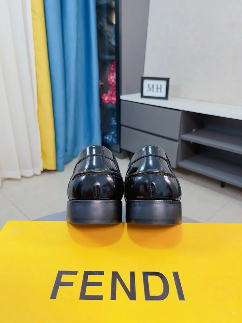 Value-priced Fendi Business Shoes