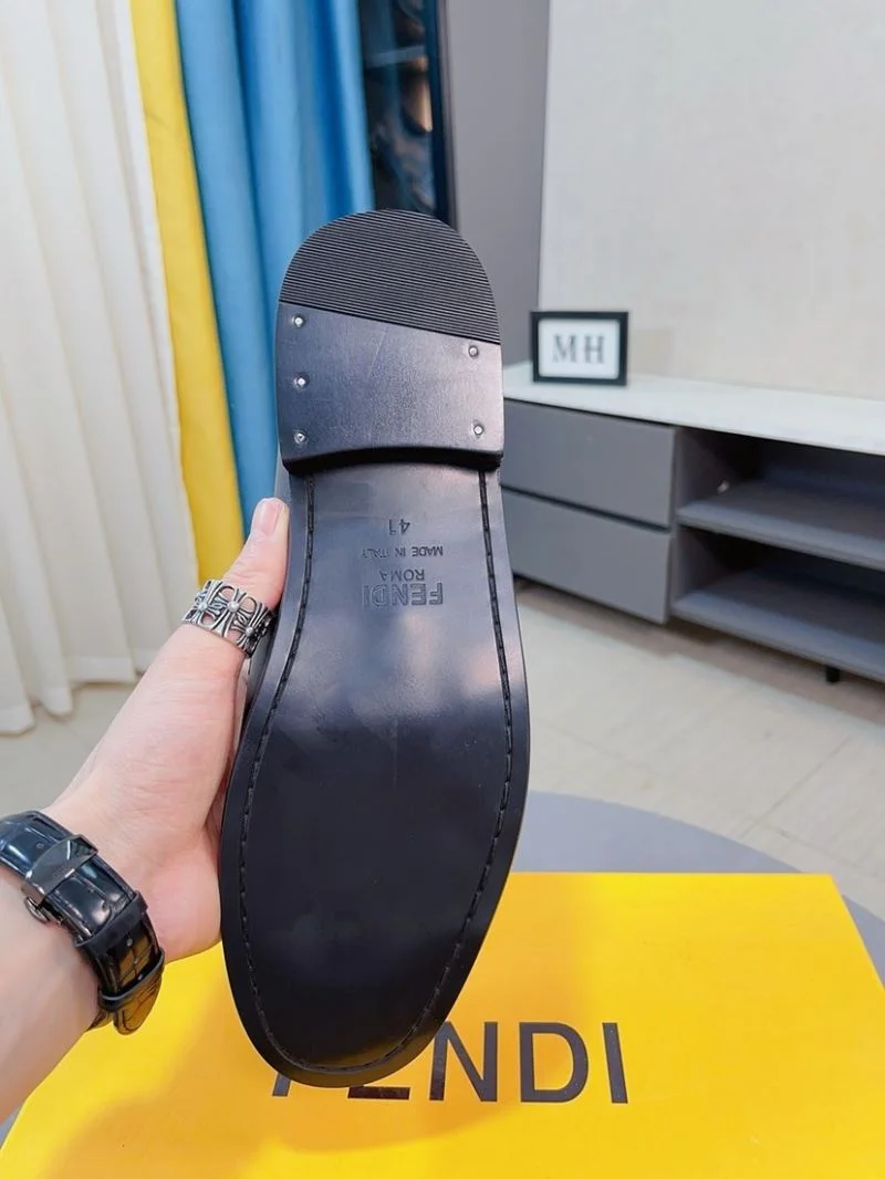 1:1 copy Fendi Business Shoes