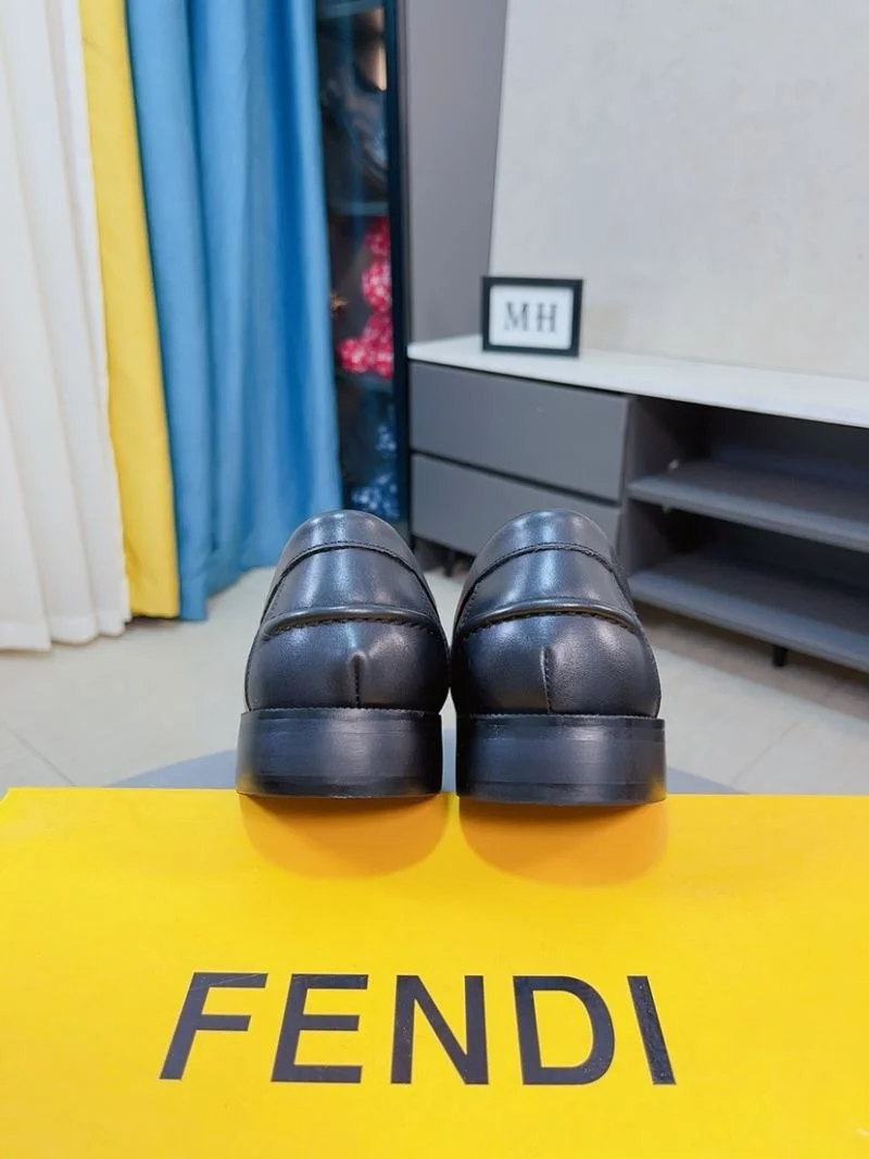 1:1 copy Fendi Business Shoes