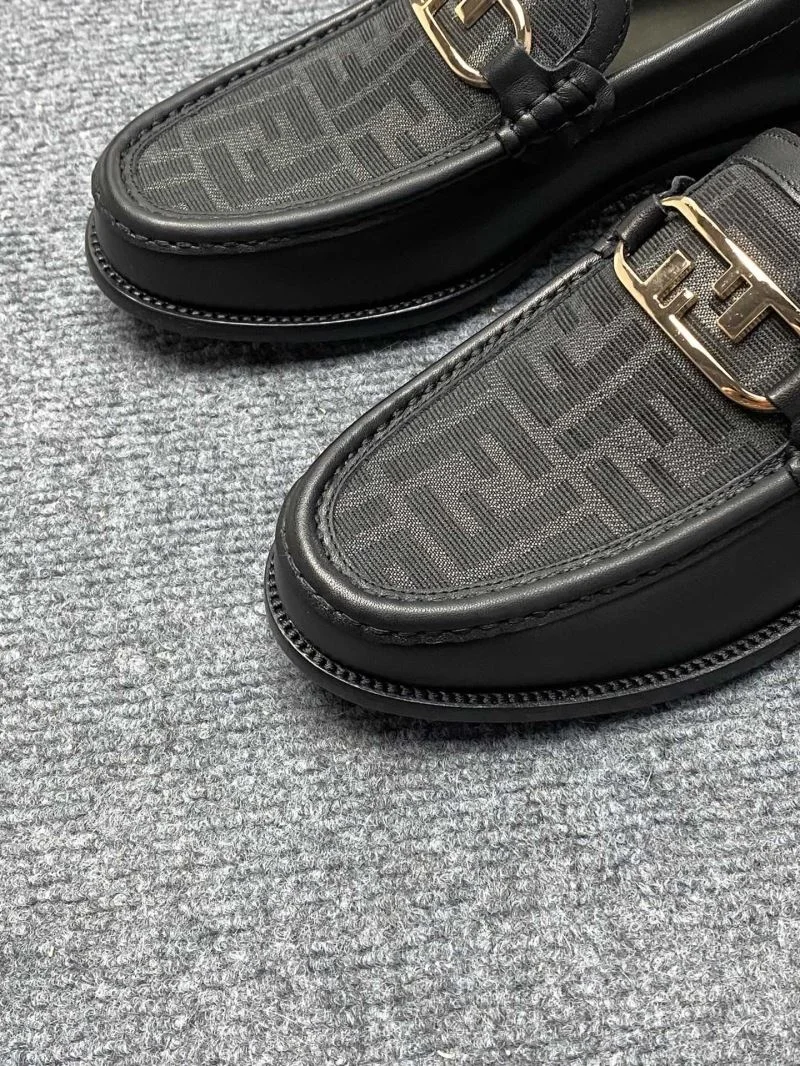 High accuracy Fendi Business Shoes