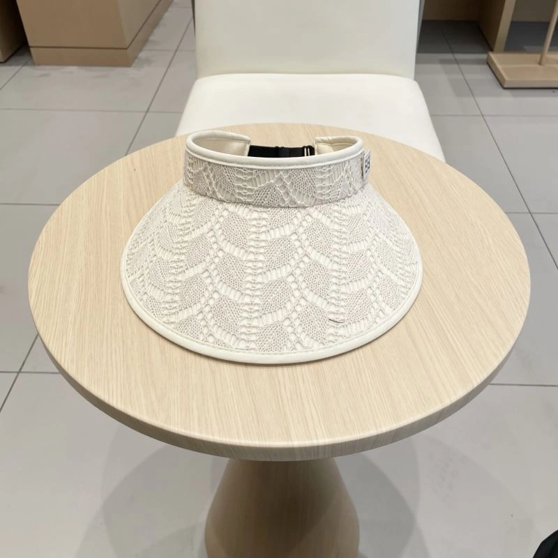 Low-cost Fendi Caps