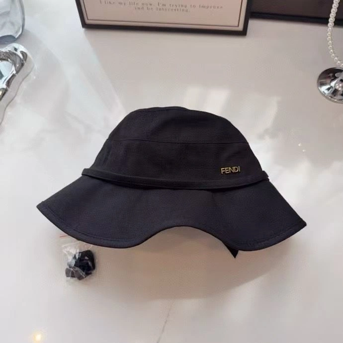 Top match Fendi Caps