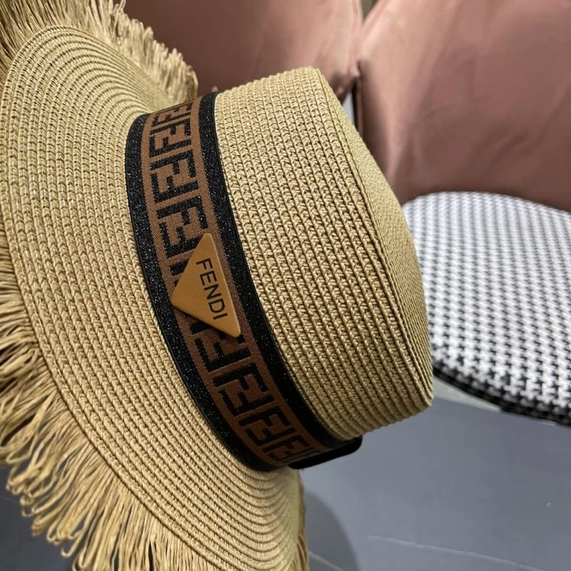 Low-cost Fendi Caps