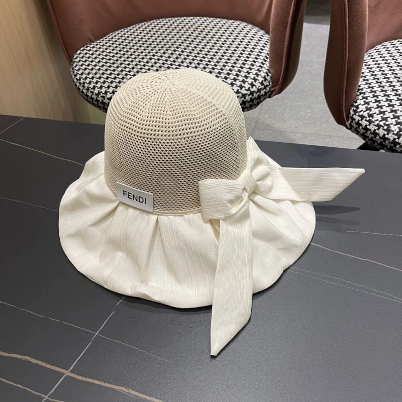 Low-cost Fendi Caps