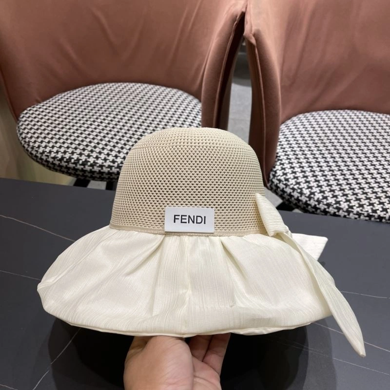 Low-cost Fendi Caps