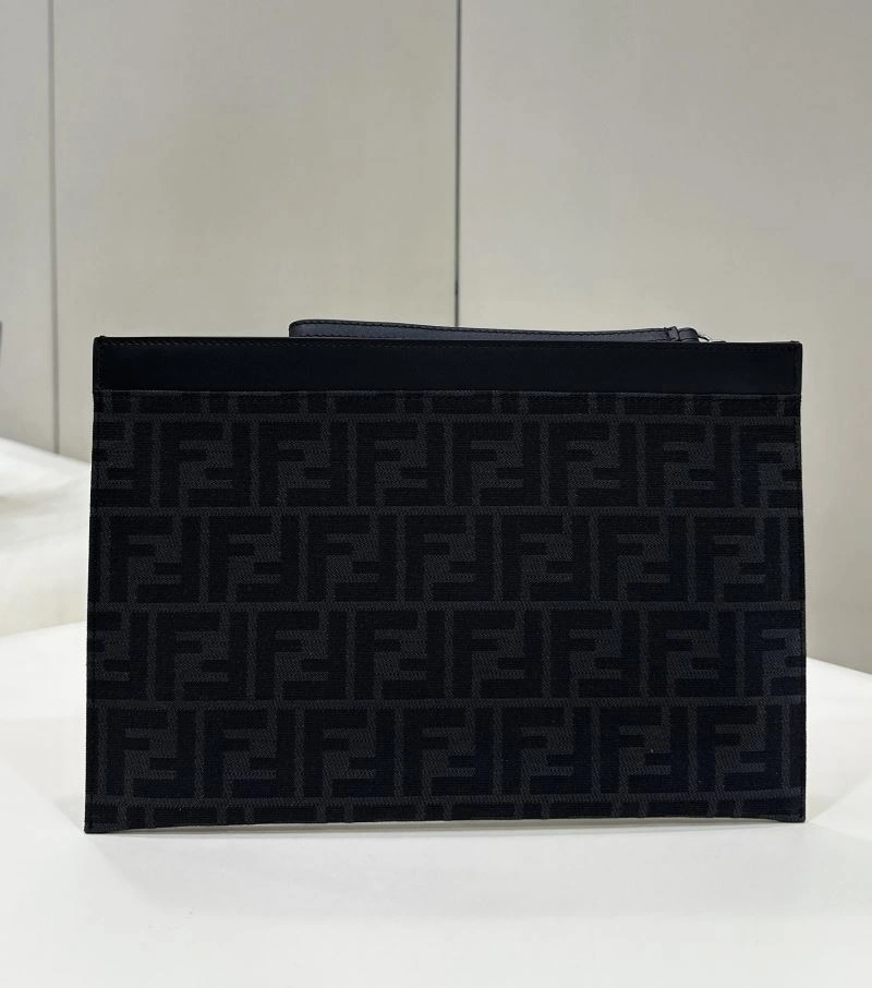 Bargain Fendi Clutch Bags