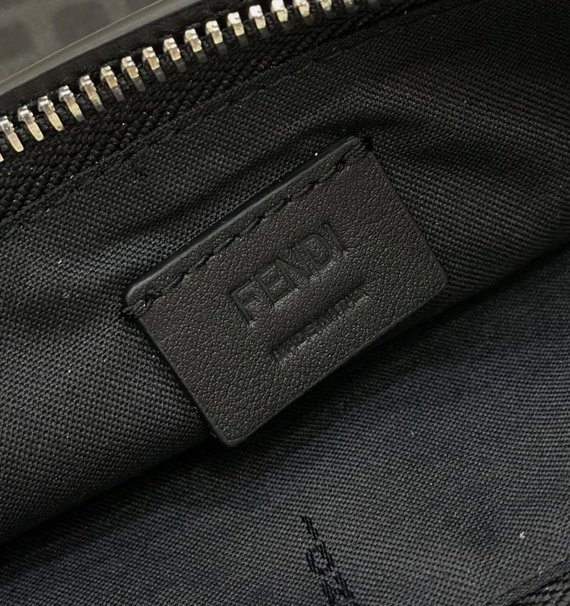 Bargain Fendi Clutch Bags