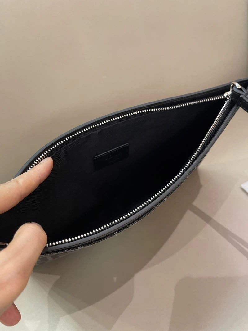 Top match Fendi Clutch Bags
