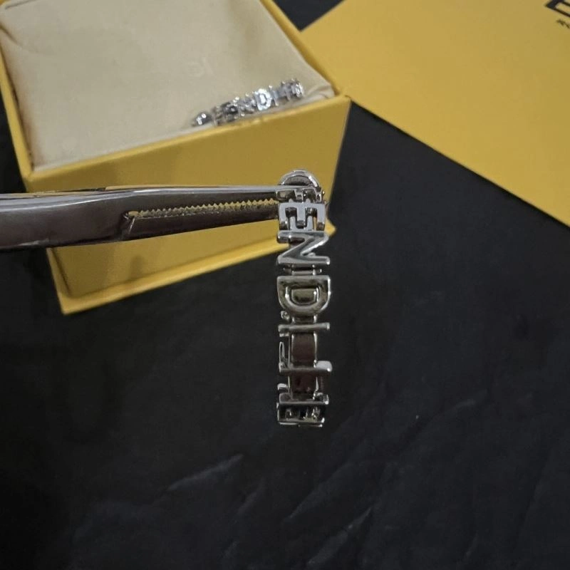 Top mirror Fendi Earrings