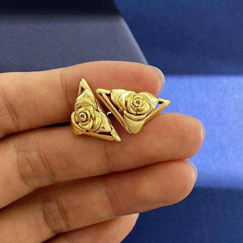 Accurate model Fendi Earrings