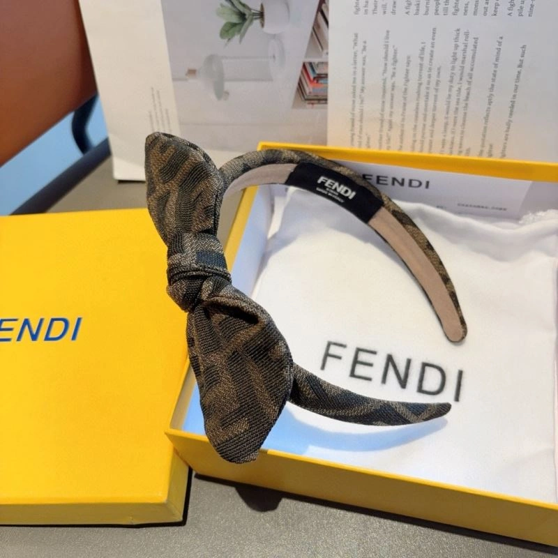 Top match Fendi Hair Hoop