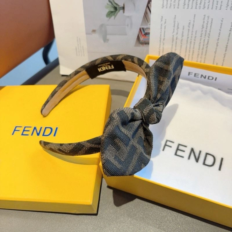 Top match Fendi Hair Hoop