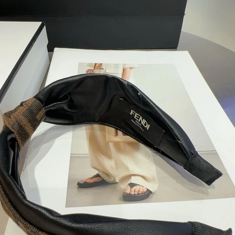 Accurate model Fendi Hair Hoop