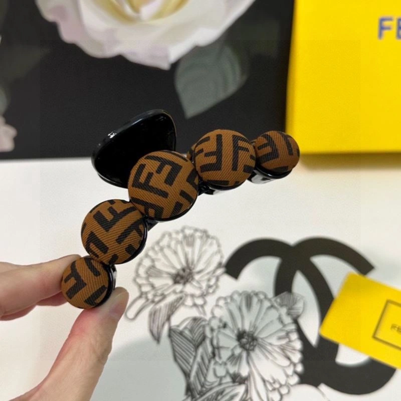 Low-cost Fendi Hair Hoop