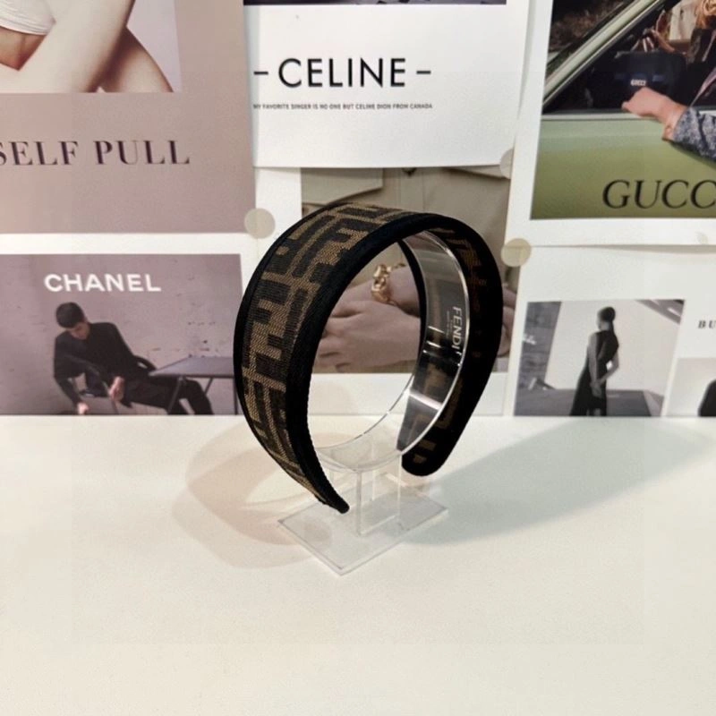 Top match Fendi Hair Hoop