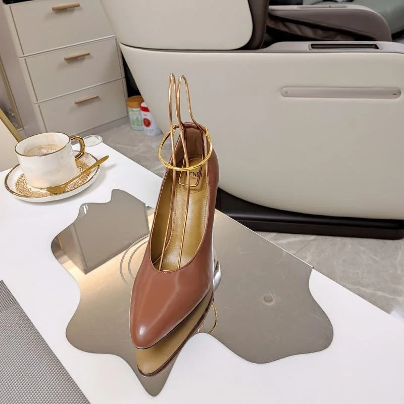 Accurate model Fendi Heeled Shoes