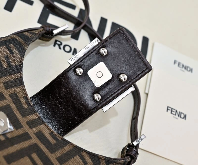 Accurate model Fendi Hobo Bags