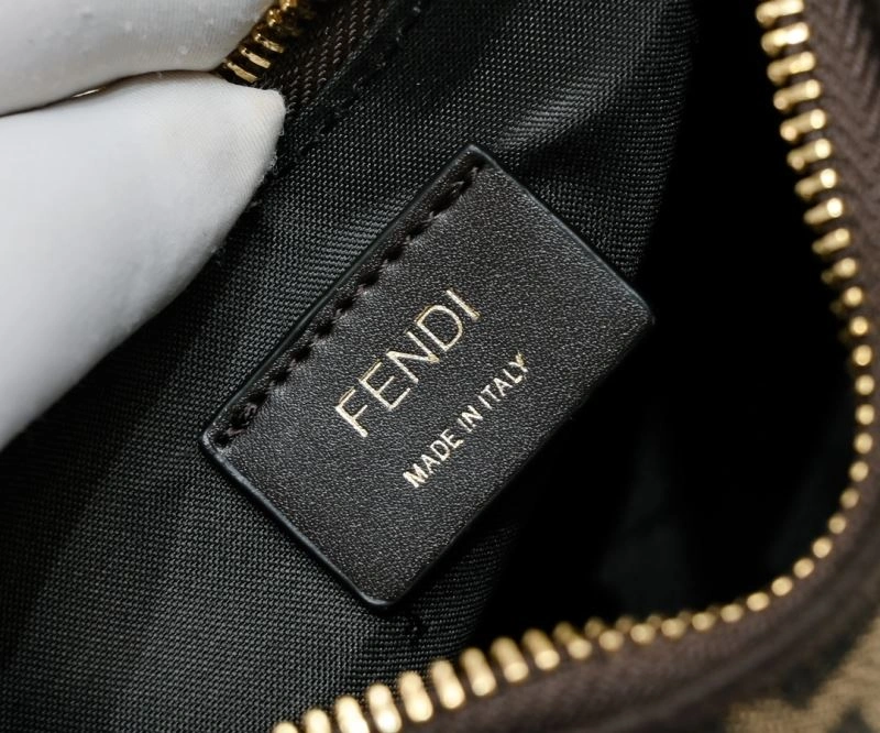 Inexpensive Fendi Hobo Bags