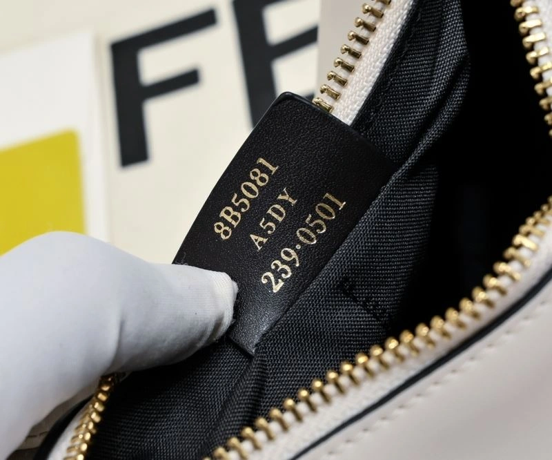 Bargain Fendi Hobo Bags