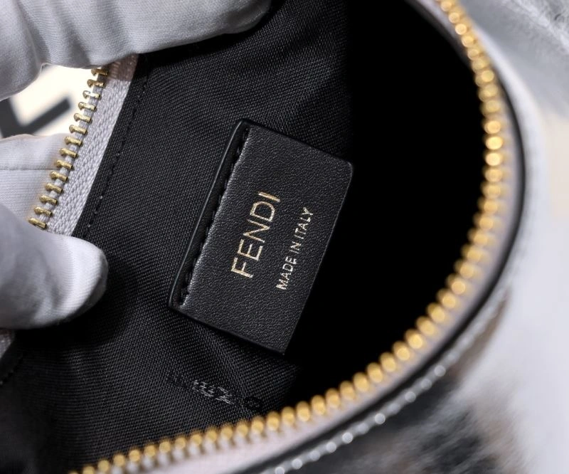 Accurate model Fendi Hobo Bags