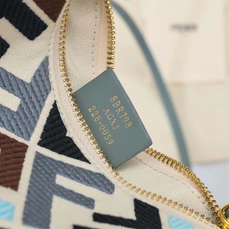 Inexpensive Fendi Hobo Bags