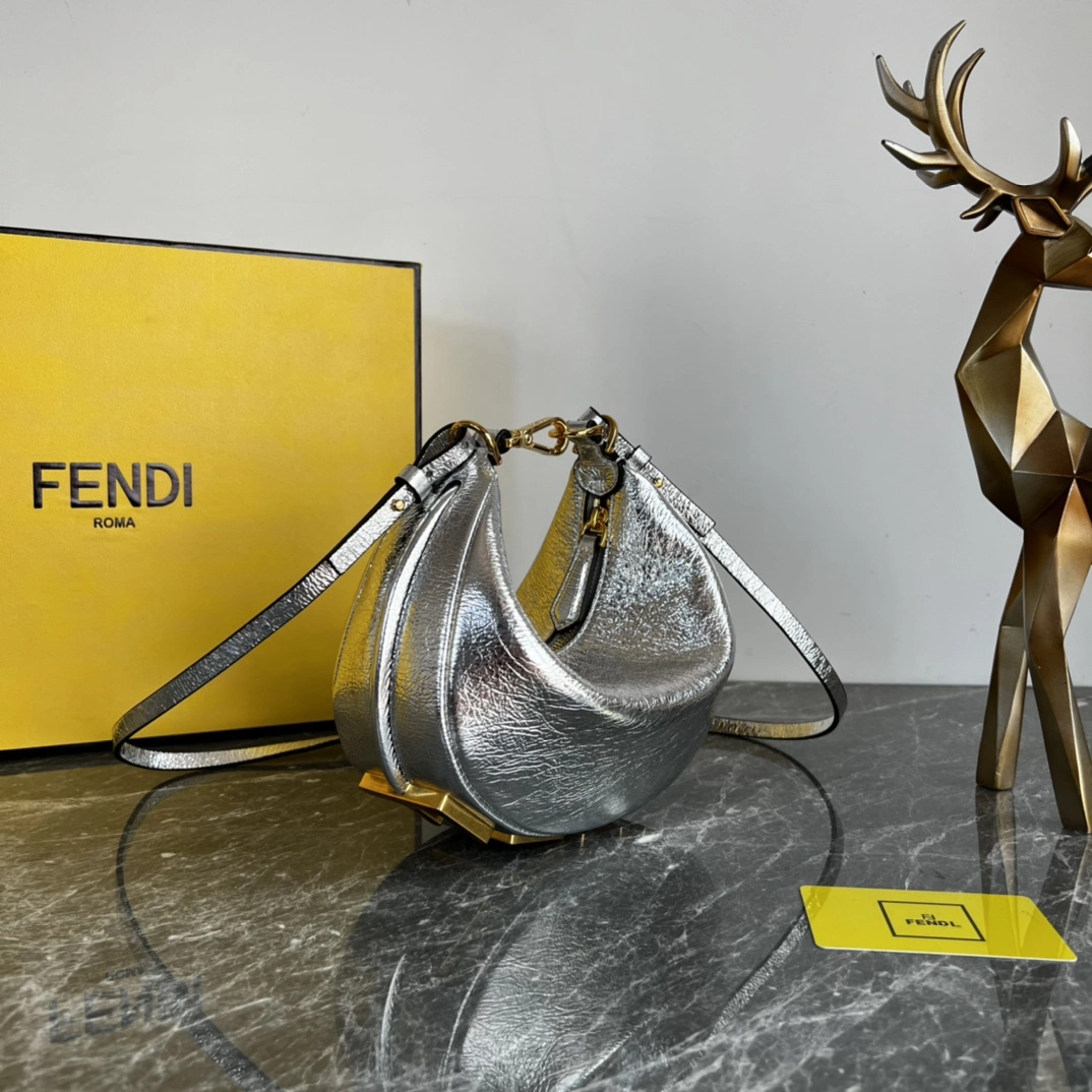 Low-cost Fendi Hobo Bags
