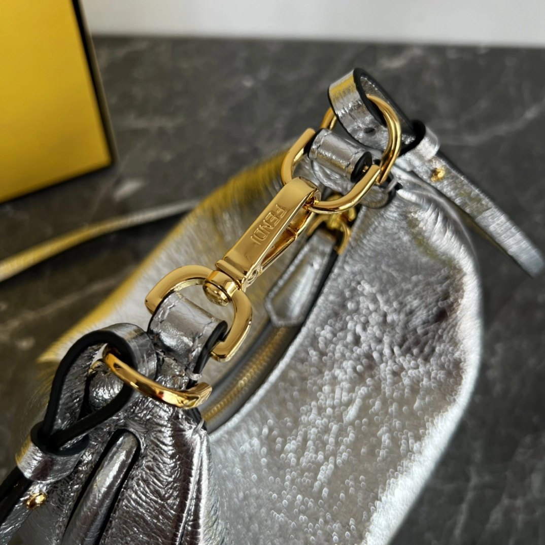 Low-cost Fendi Hobo Bags