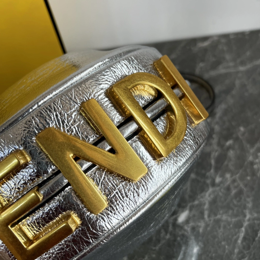 Low-cost Fendi Hobo Bags