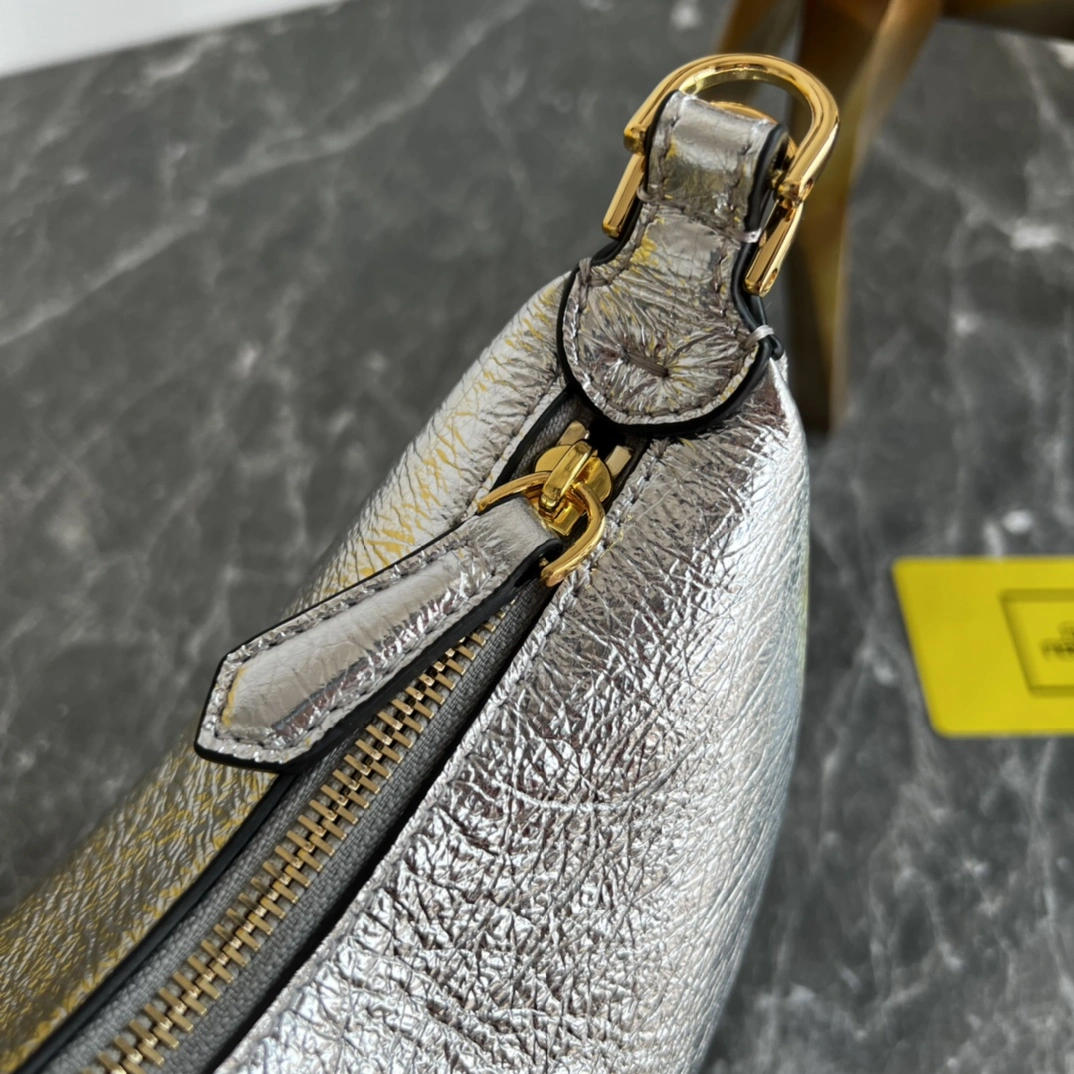 Low-cost Fendi Hobo Bags