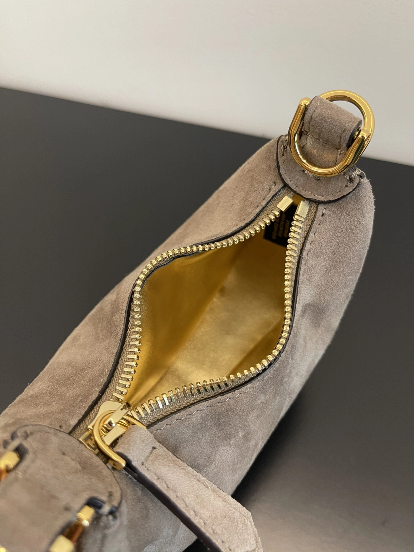 High fidelity Fendi Hobo Bags