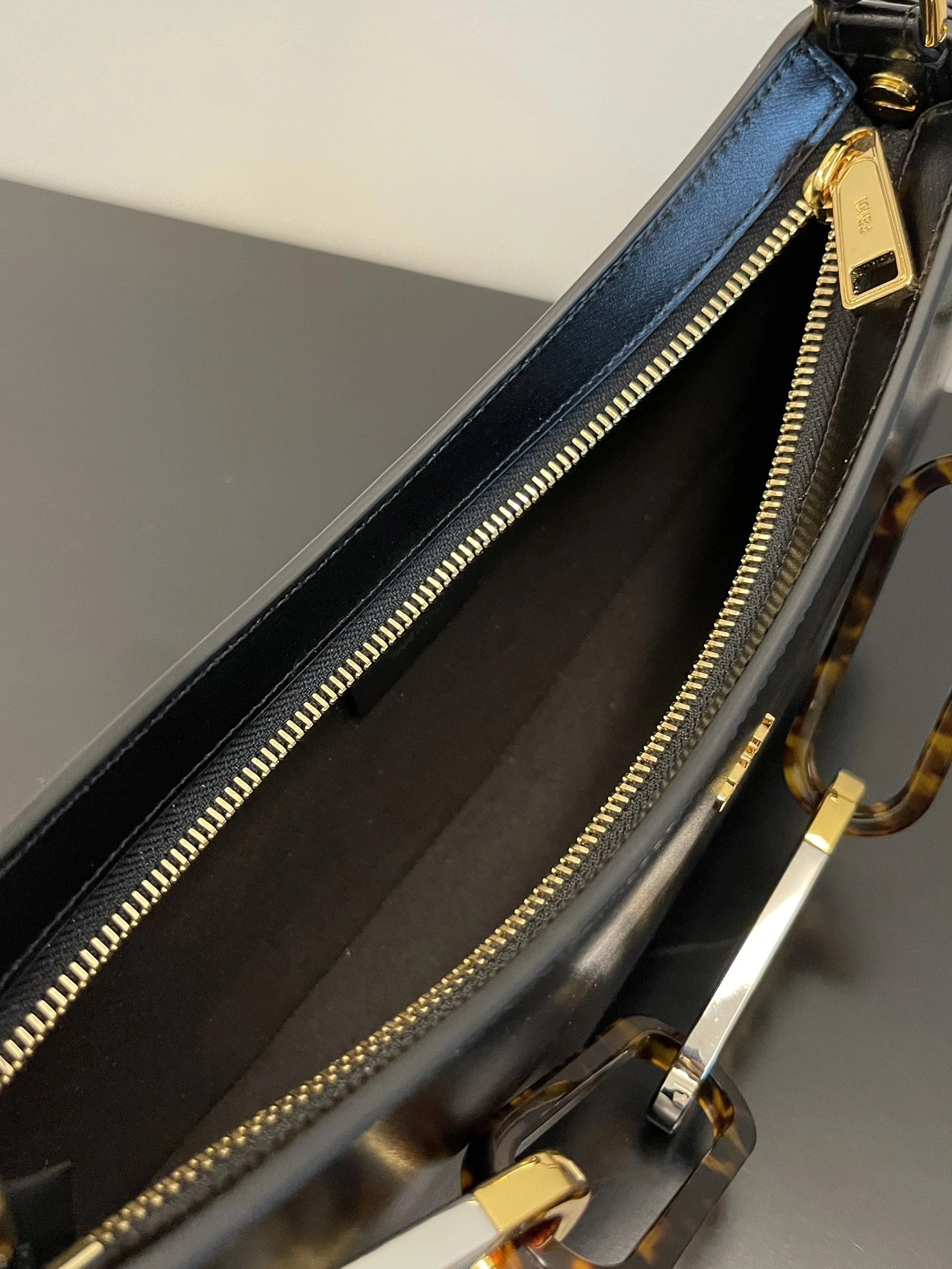 High accuracy Fendi Hobo Bags