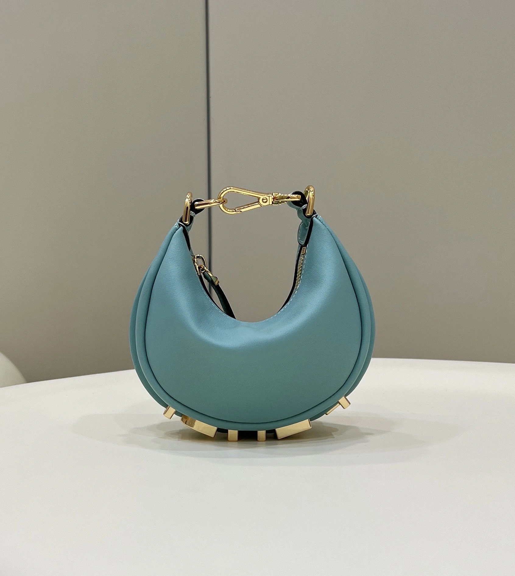 High accuracy Fendi Hobo Bags