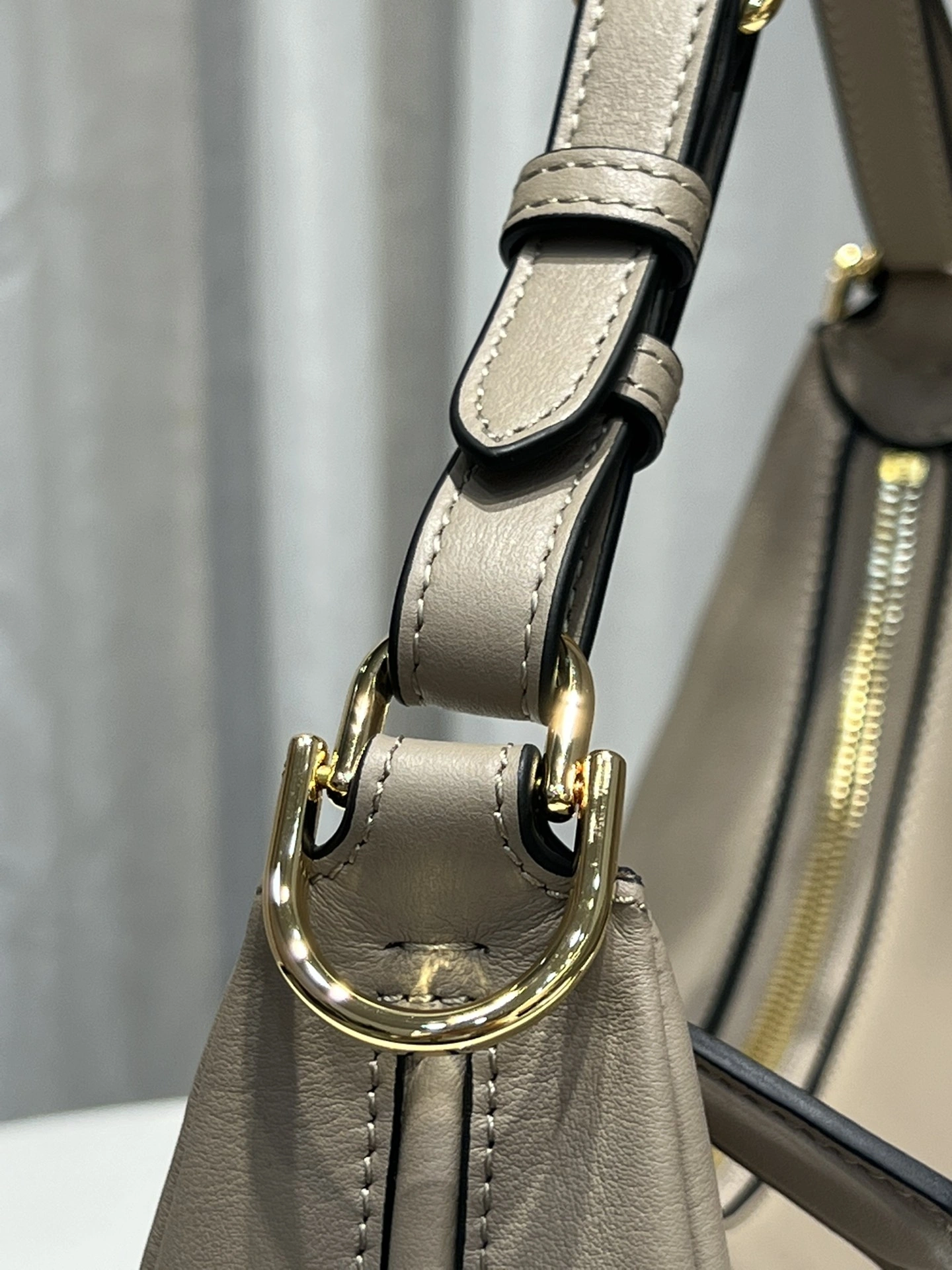 Precise copy Fendi Hobo Bags