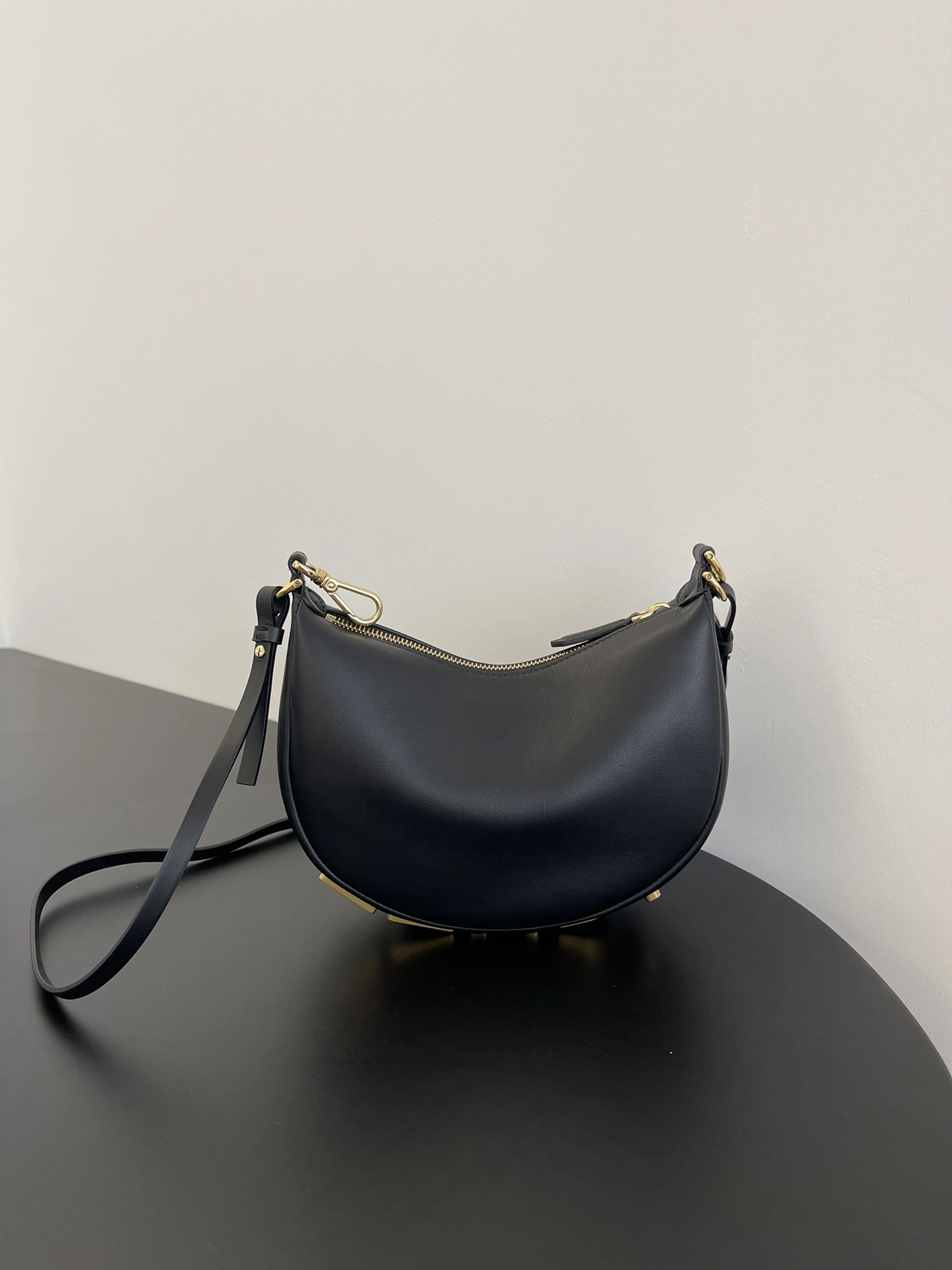Official Fendi Hobo Bags