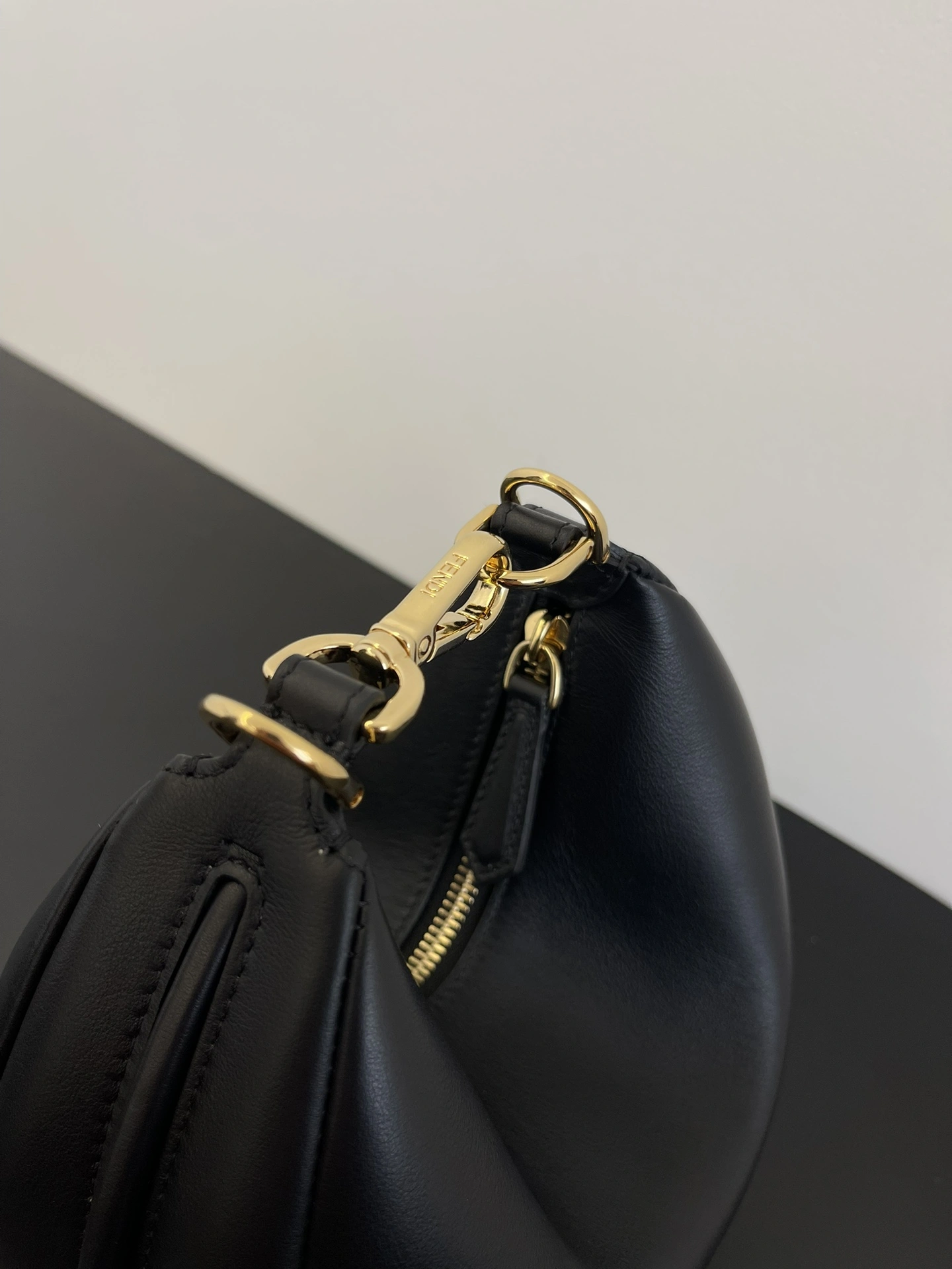 Official Fendi Hobo Bags