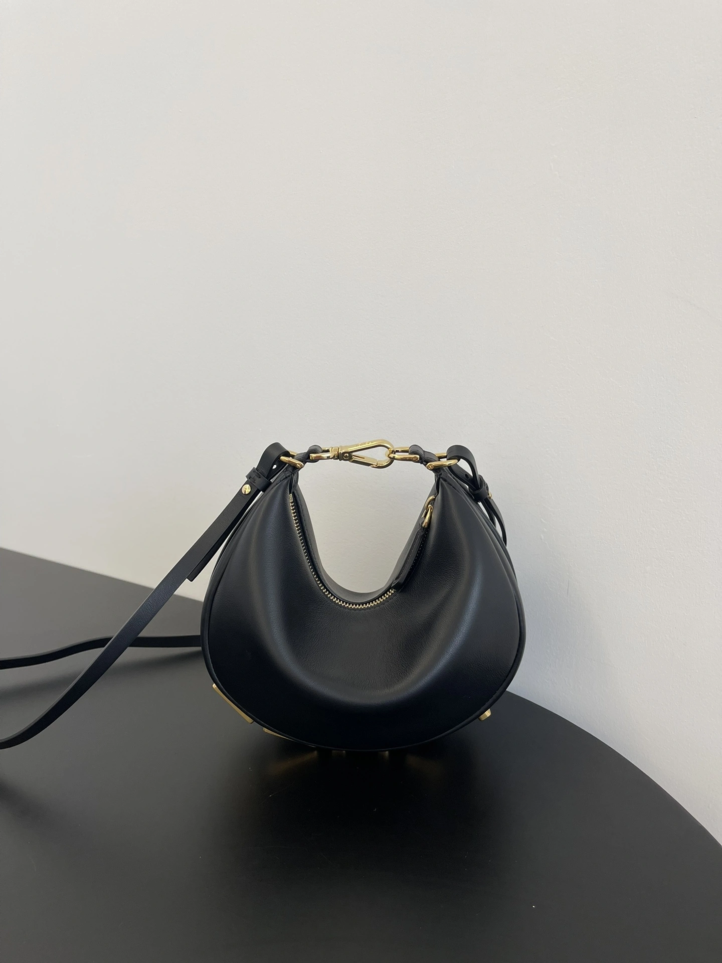Official Fendi Hobo Bags