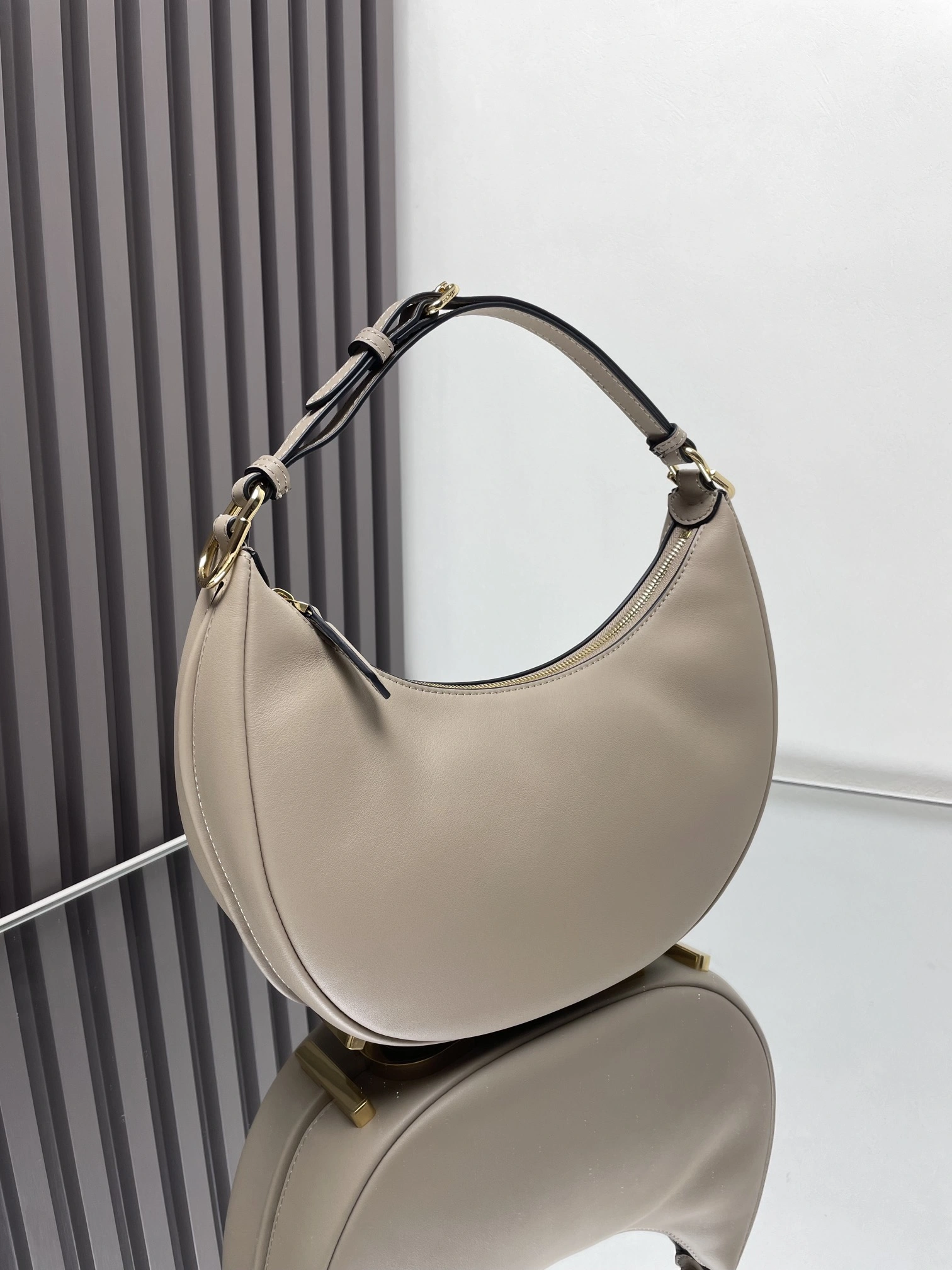 Bargain Fendi Hobo Bags