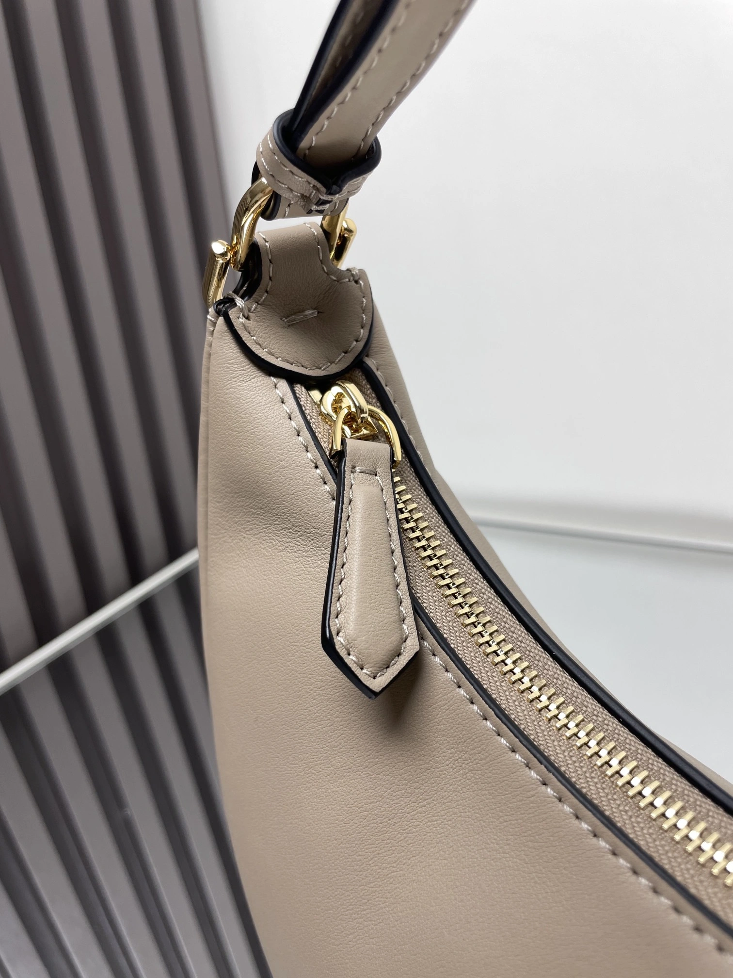 Bargain Fendi Hobo Bags