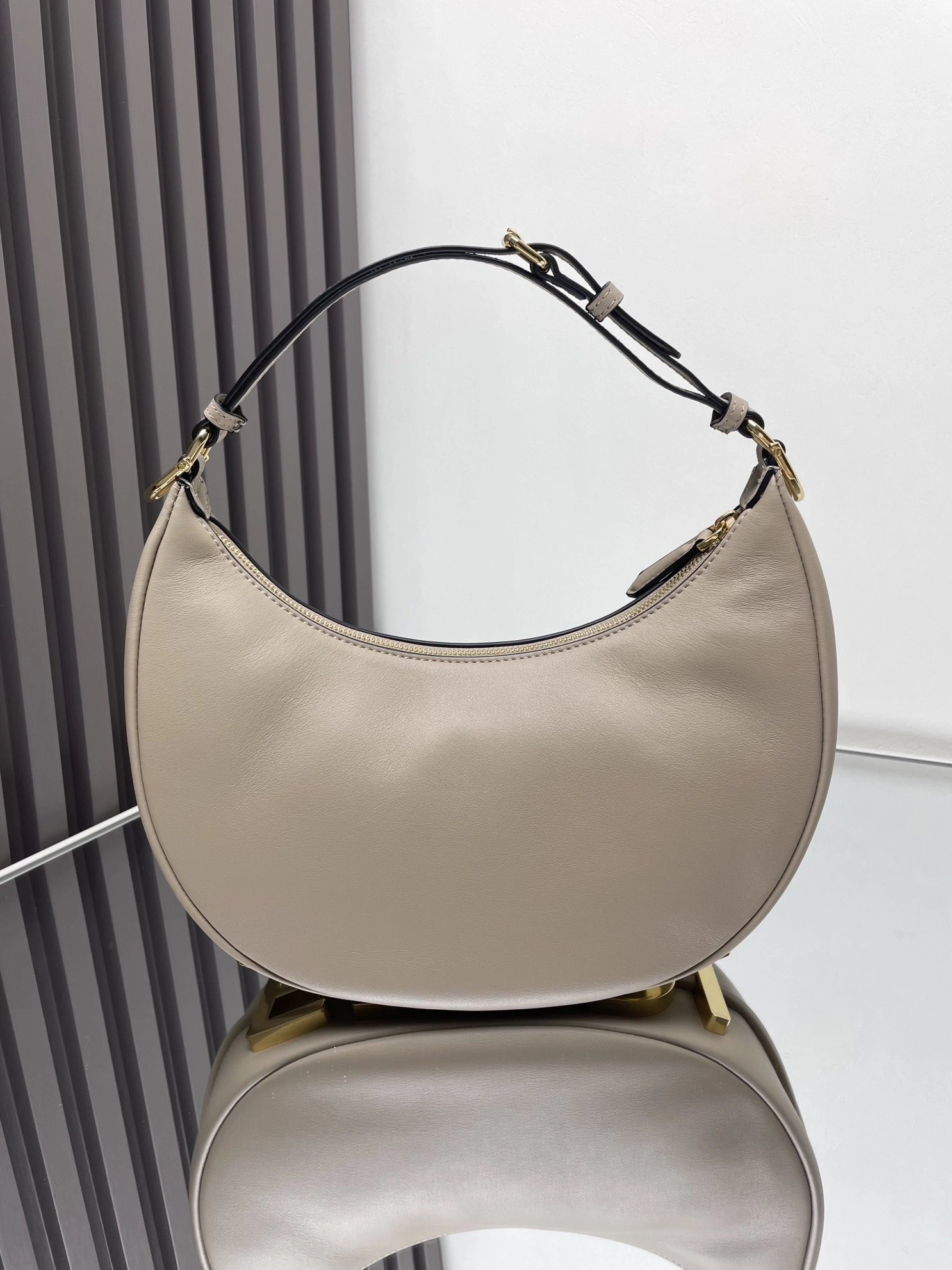 Bargain Fendi Hobo Bags