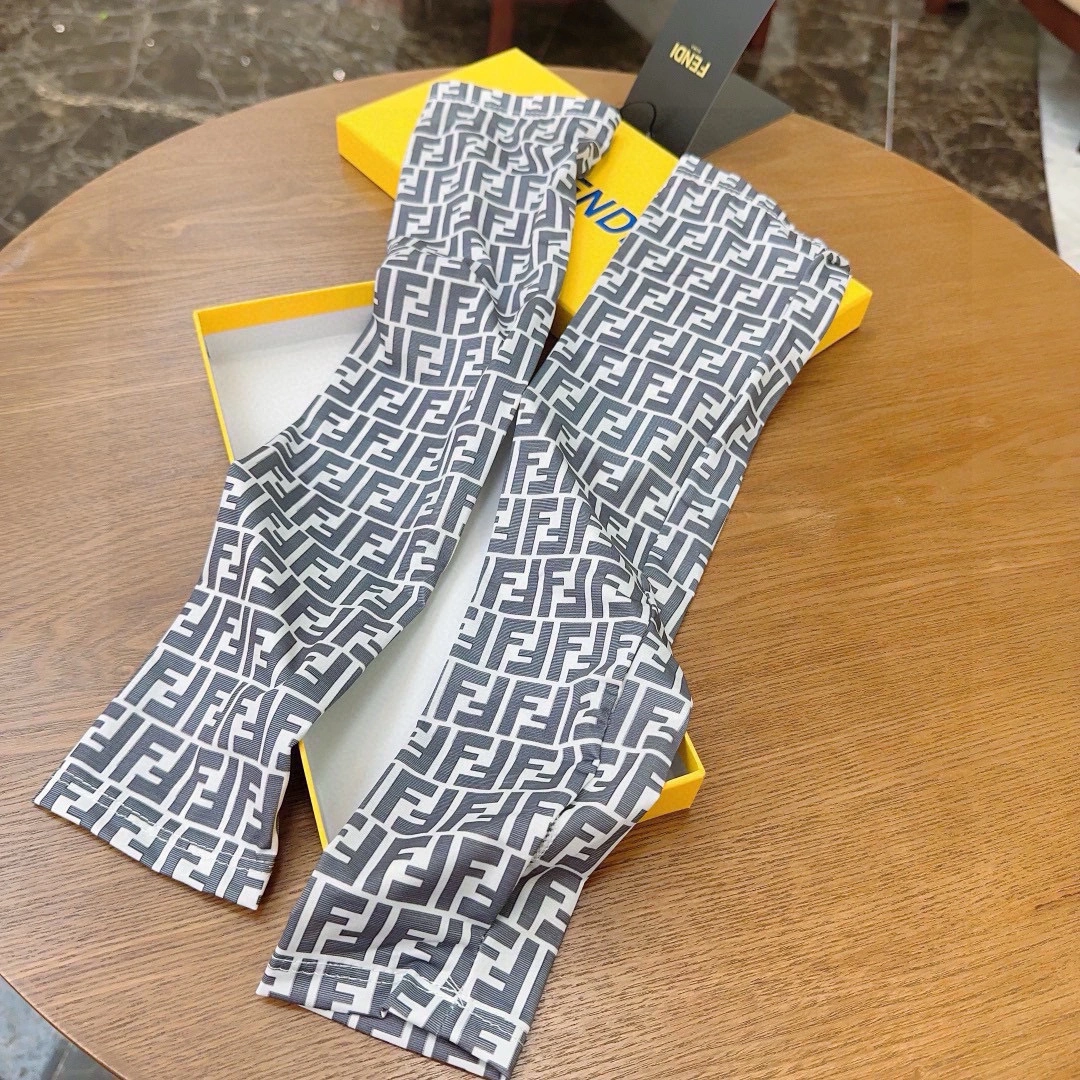 Brand-authenticated Fendi Ice Silk Sleeves