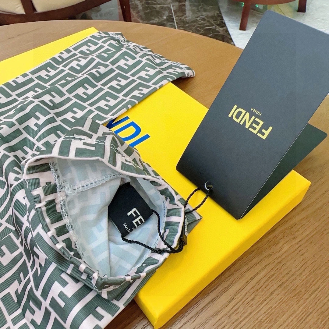 Exact replica Fendi Ice Silk Sleeves