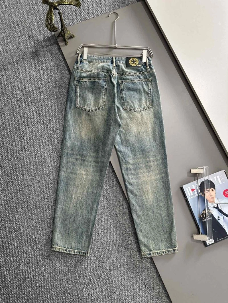 Accurate model Fendi Jeans