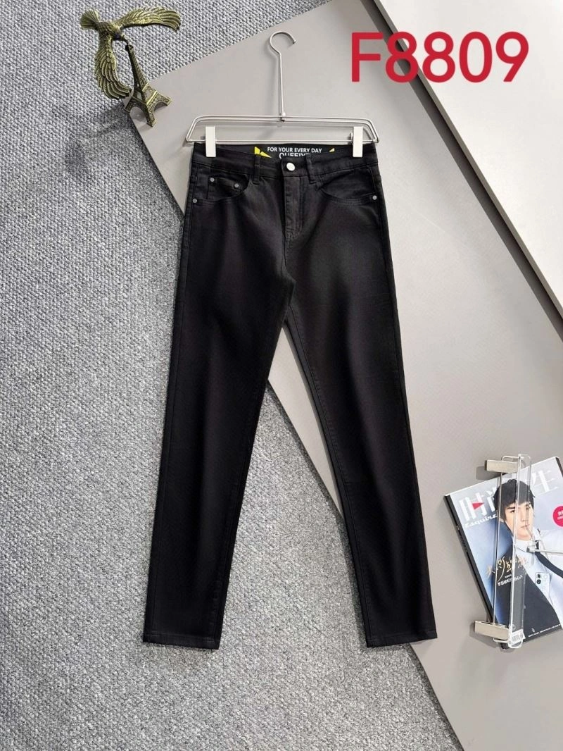 Accurate model Fendi Jeans